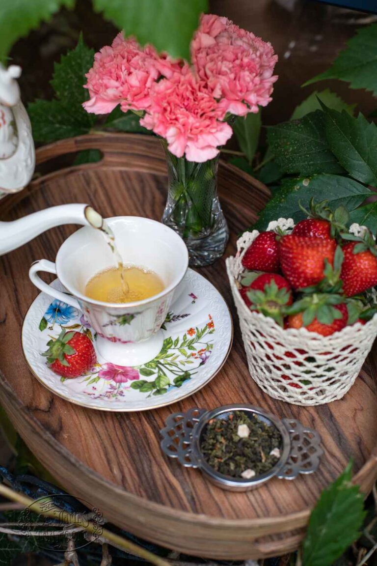 St. James Strawberry organic oolong